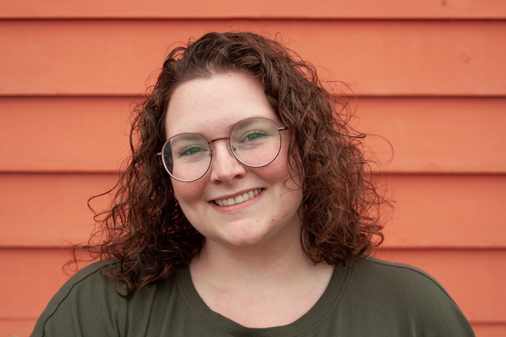 Bethany MacKenzie: Exploring the line between intriguing and repulsive ...